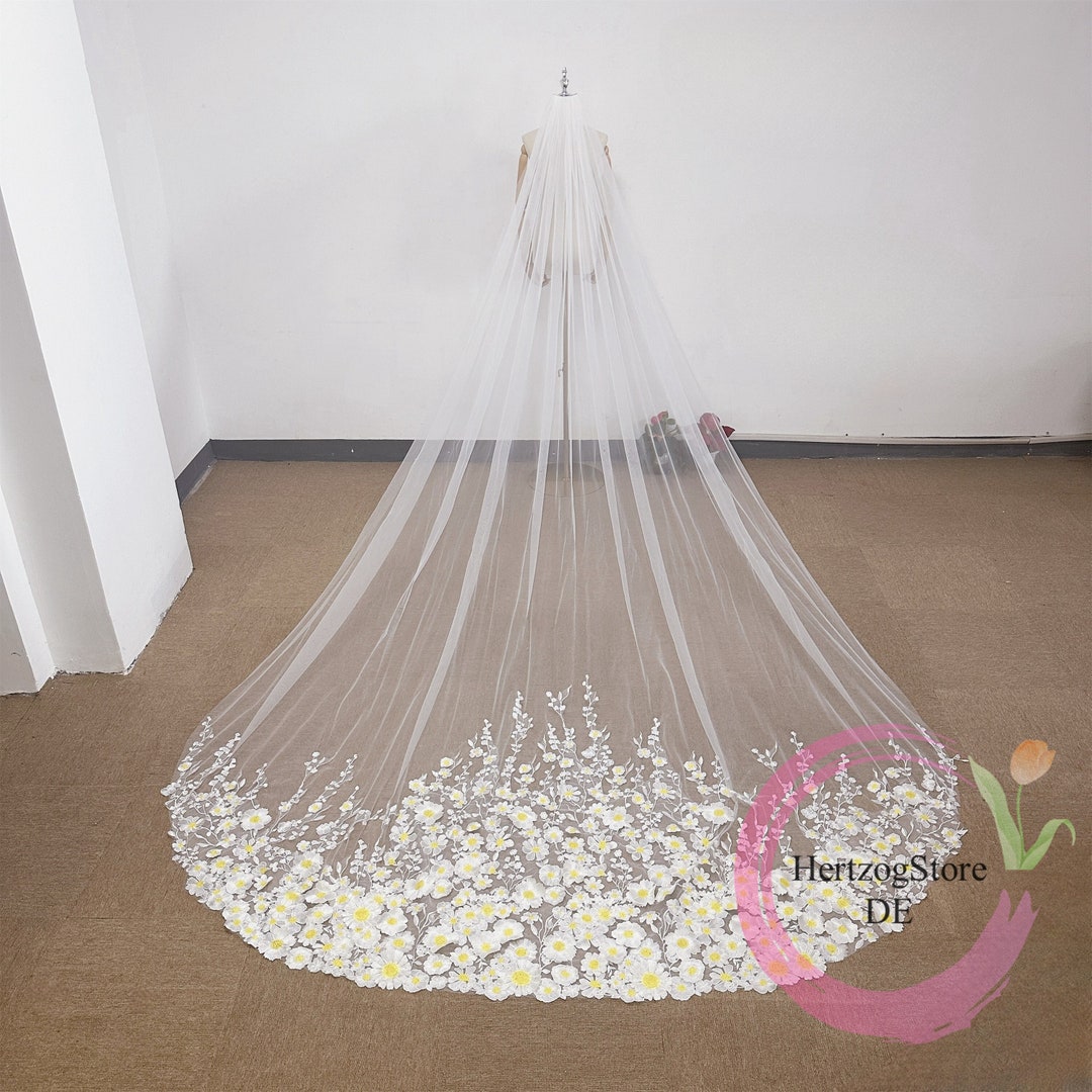 3D Floral Embroidery Lace Veil. Sunflower Wedding Veil. Custom Veil ...