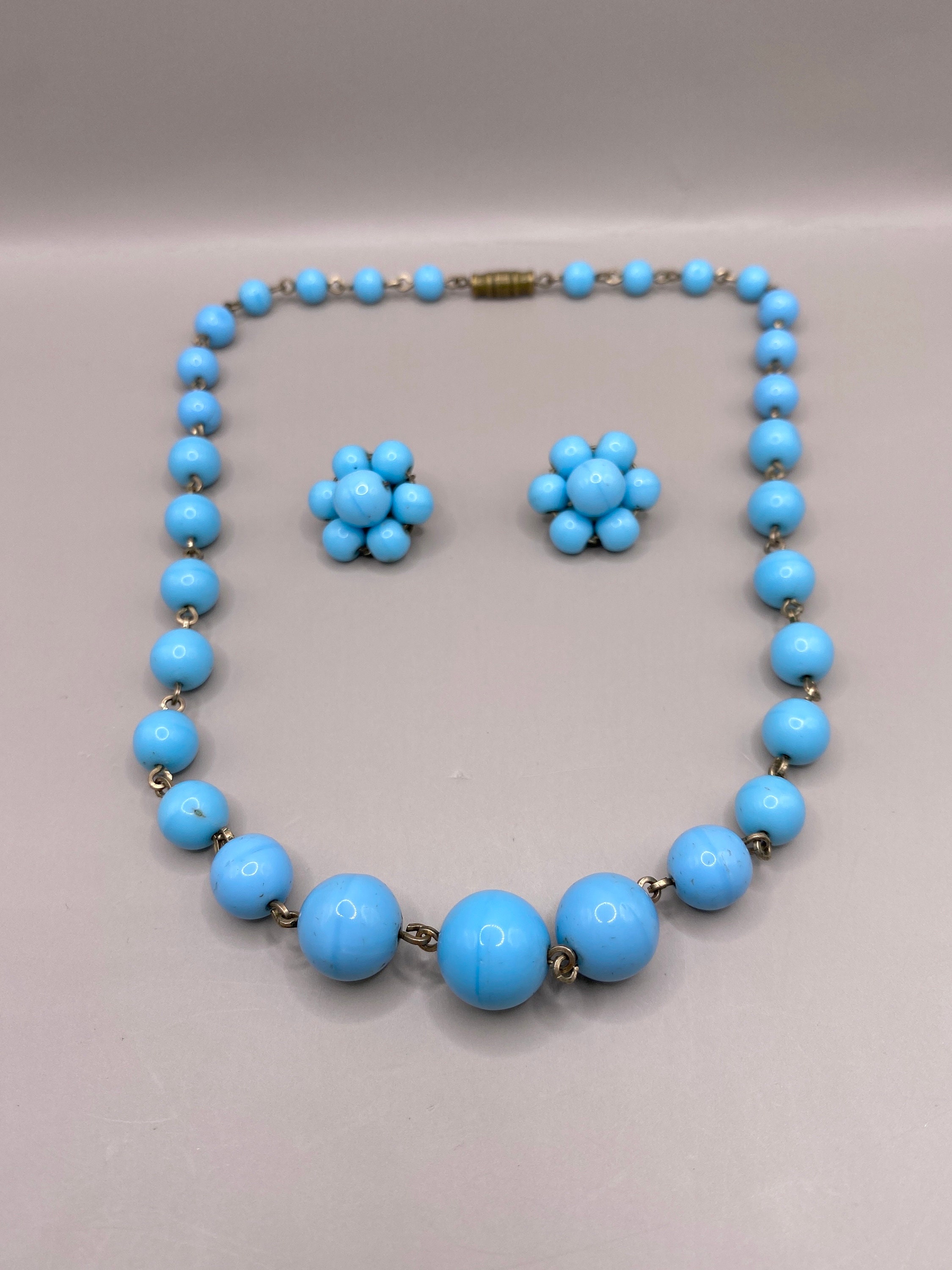 Vintage 1950's Glass Bead Graduated Collar Chocker Necklace and Clip on ...