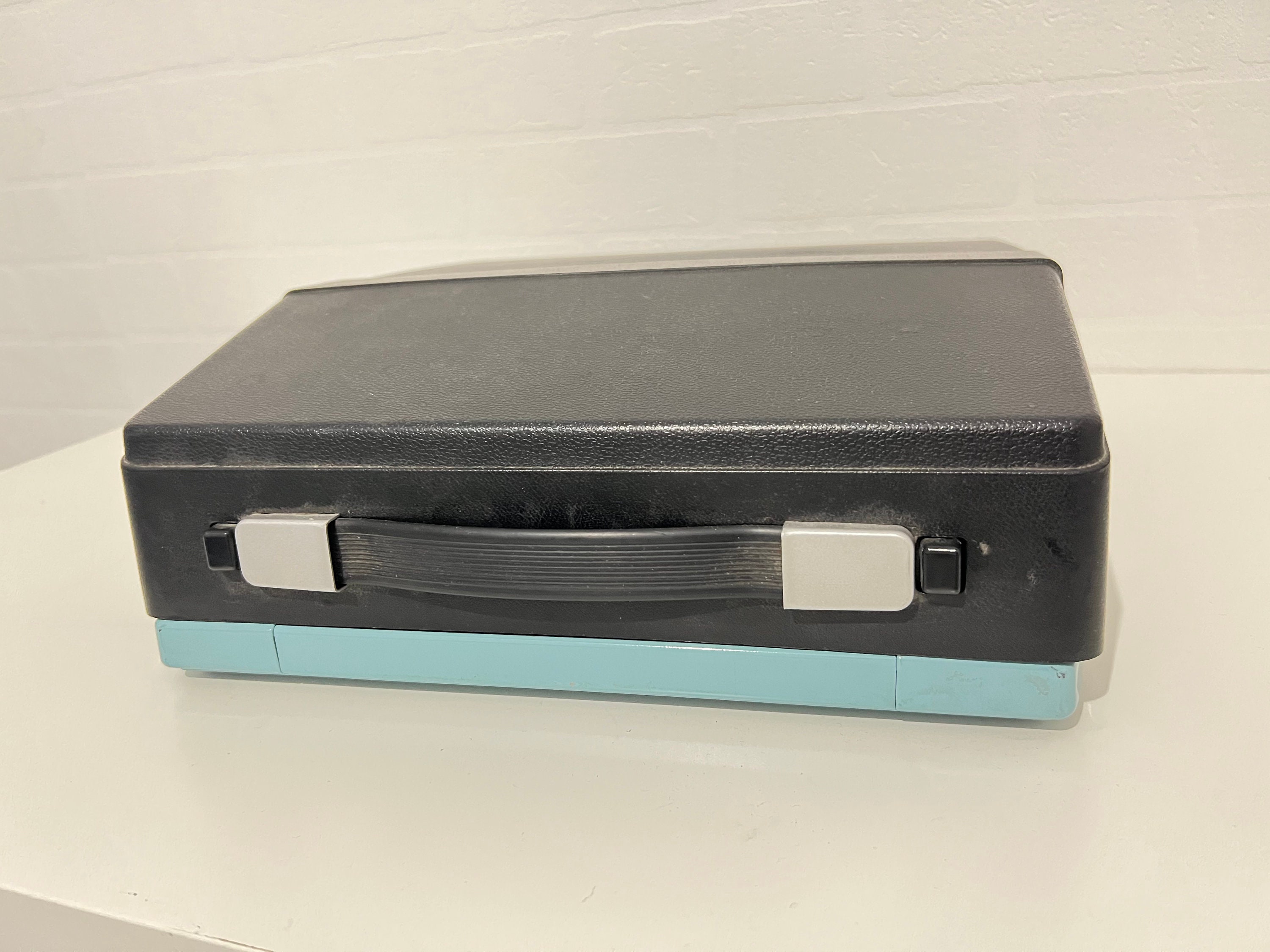 Vintage Blue Typewriter, Silver-reed Typewriter - Etsy