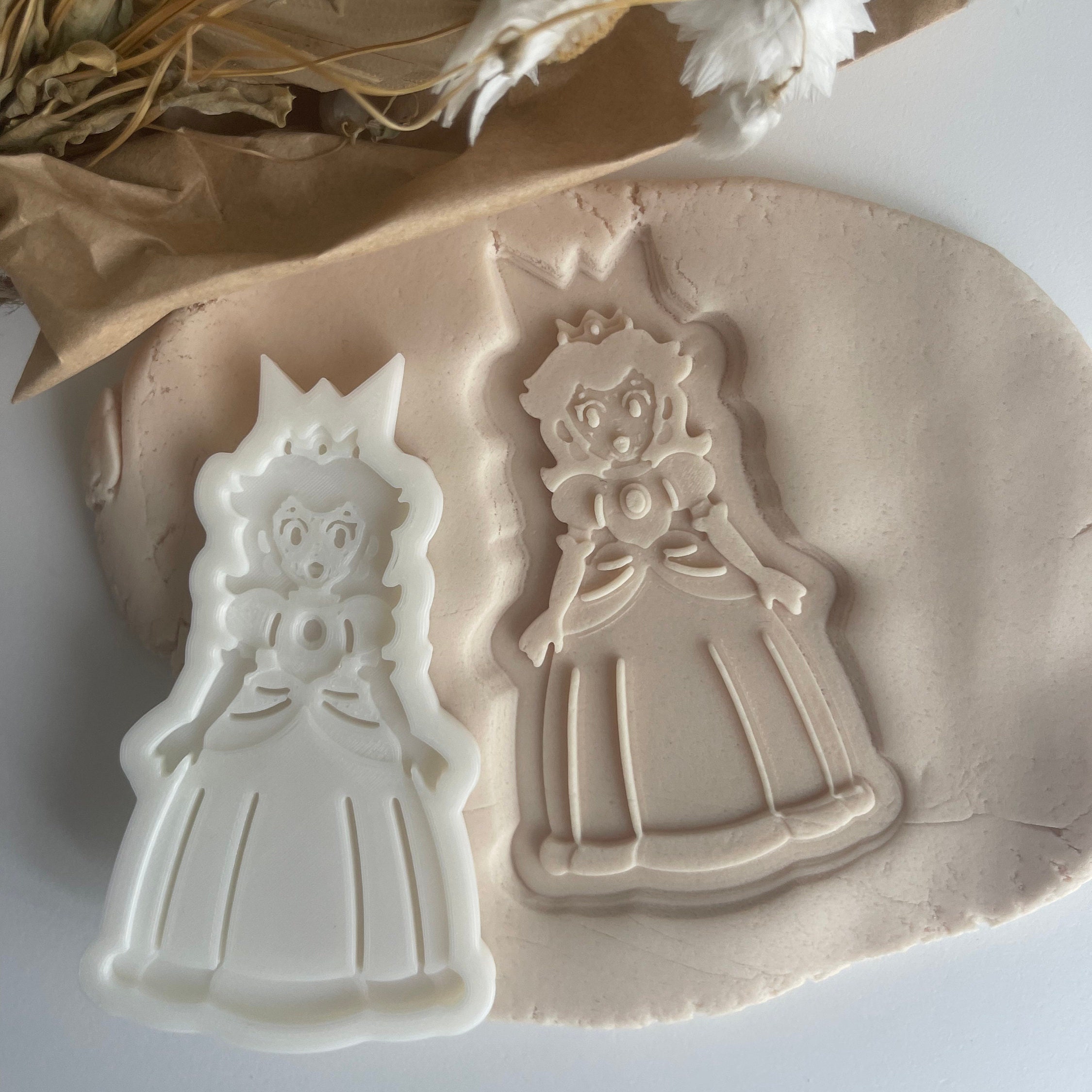 Princess Peach Cookie Cutter & Fondant Stamp, Debosser, Mario Bros ...
