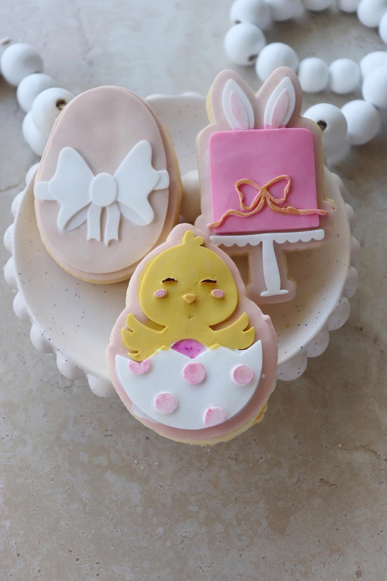 Hatching Chick Cookie Stamp & Cutter, Easter Cookies - Etsy