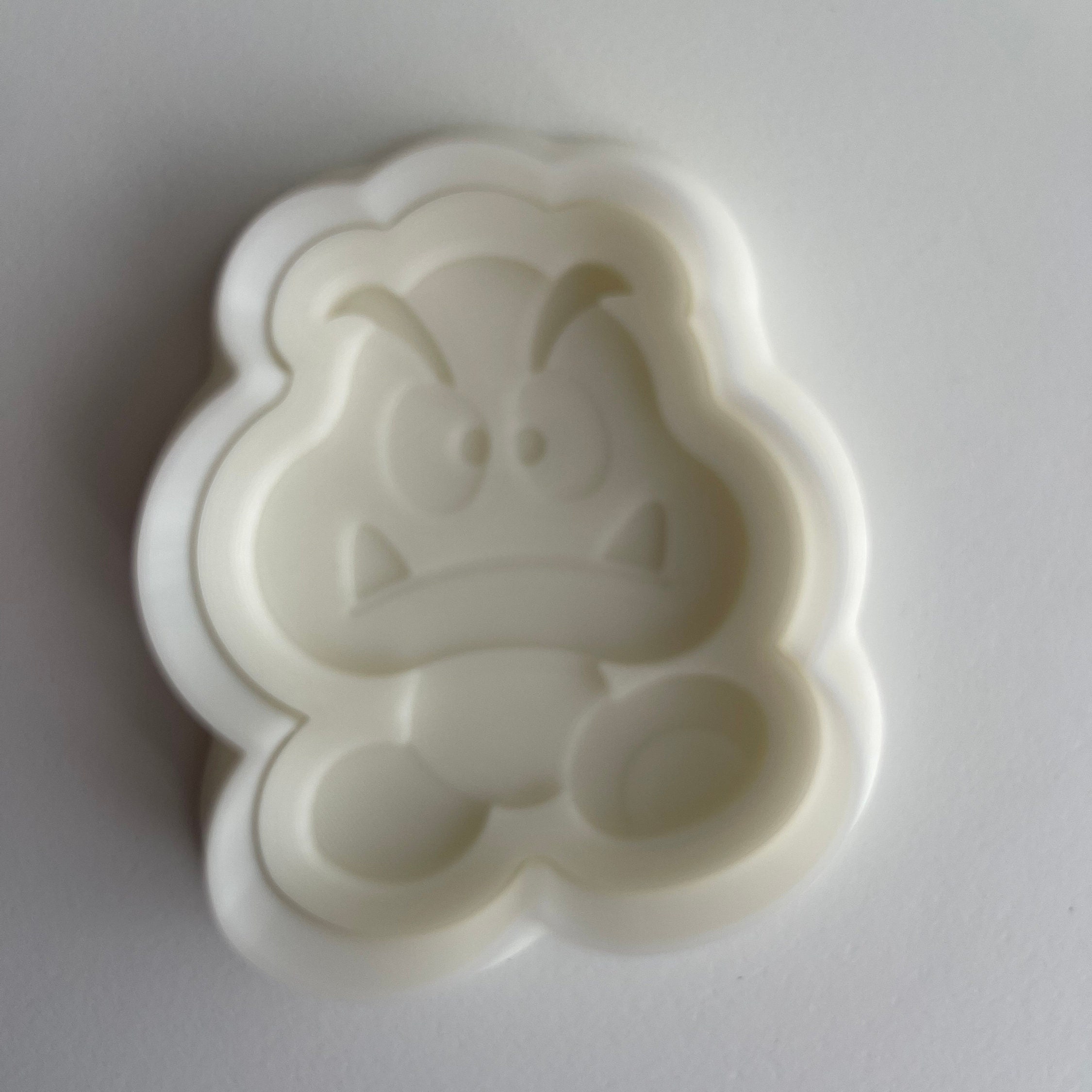 Goomba Cookie Cutter & Fondant Stamp Debosser Mario Bros - Etsy
