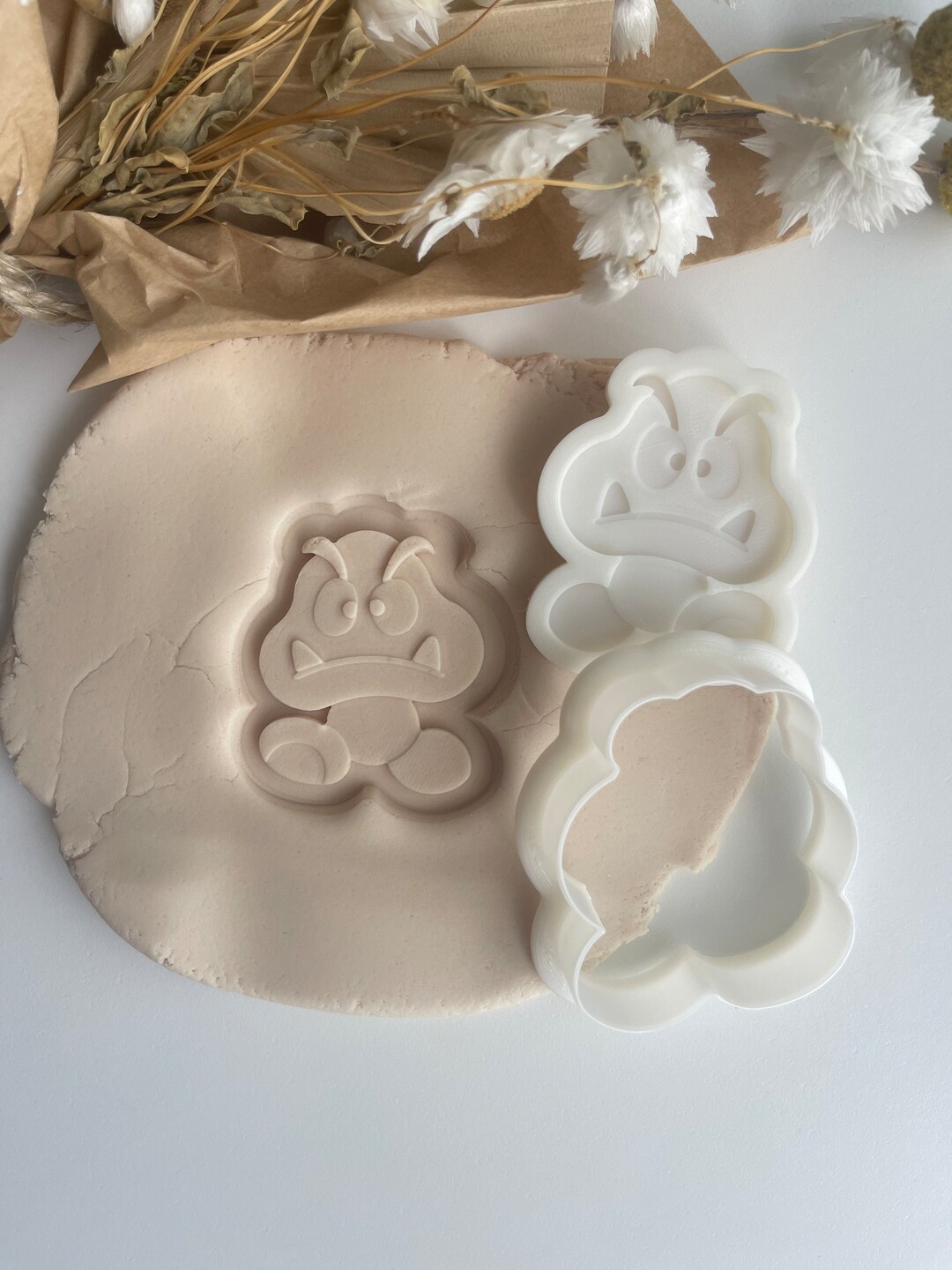 Goomba Cookie Cutter & Fondant Stamp Debosser Mario Bros - Etsy