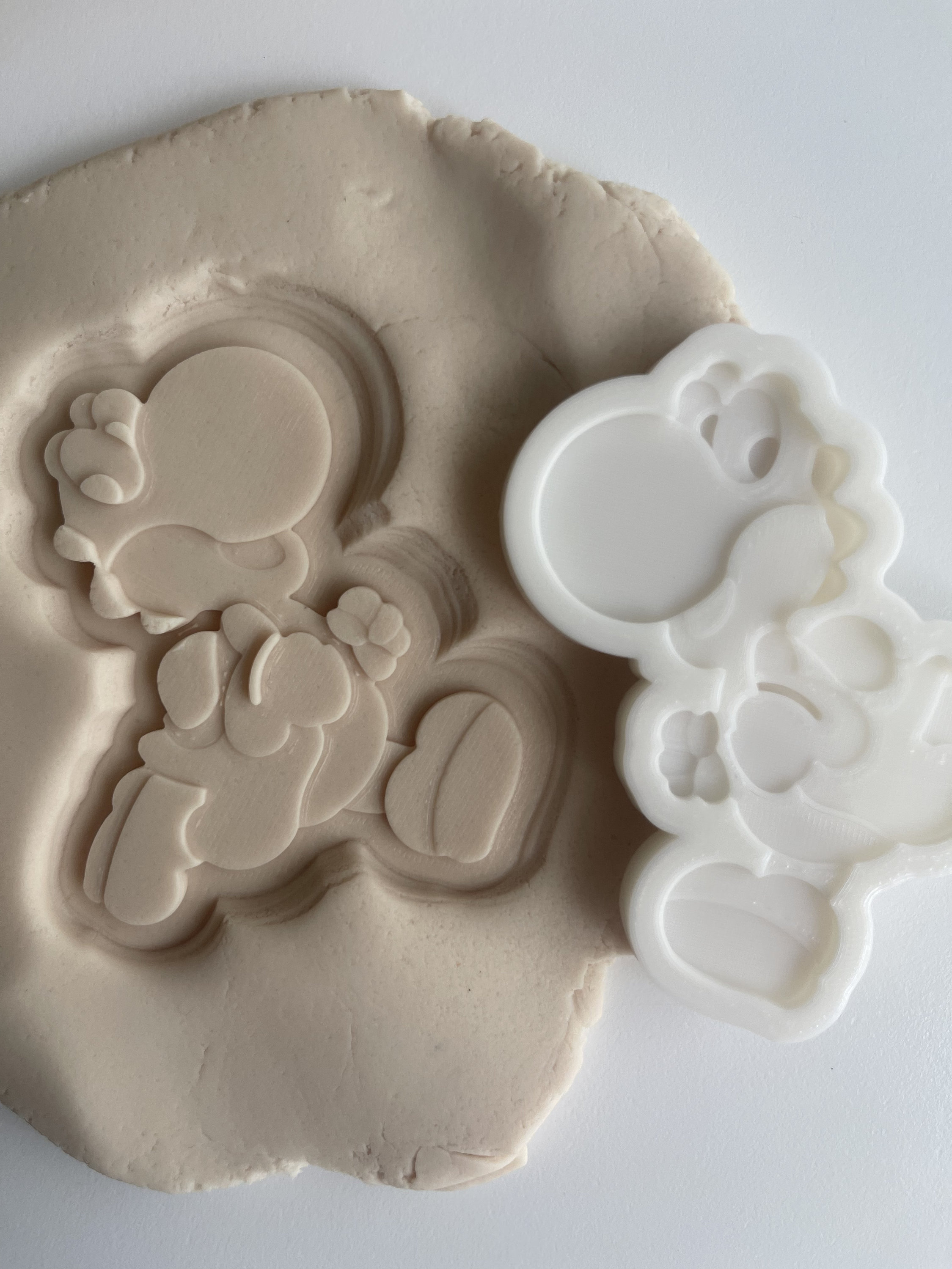 Yoshi Cookie Cutter & Fondant Stamp Debosser Mario Bros - Etsy