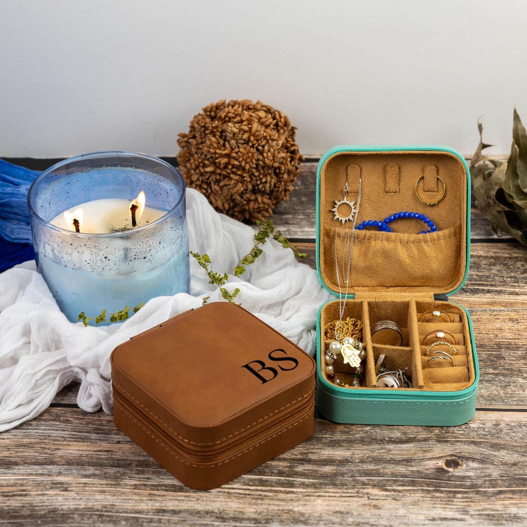 Personalized Travel Jewelry Box: Bridesmaid Gift, Elegant Keepsake - Etsy