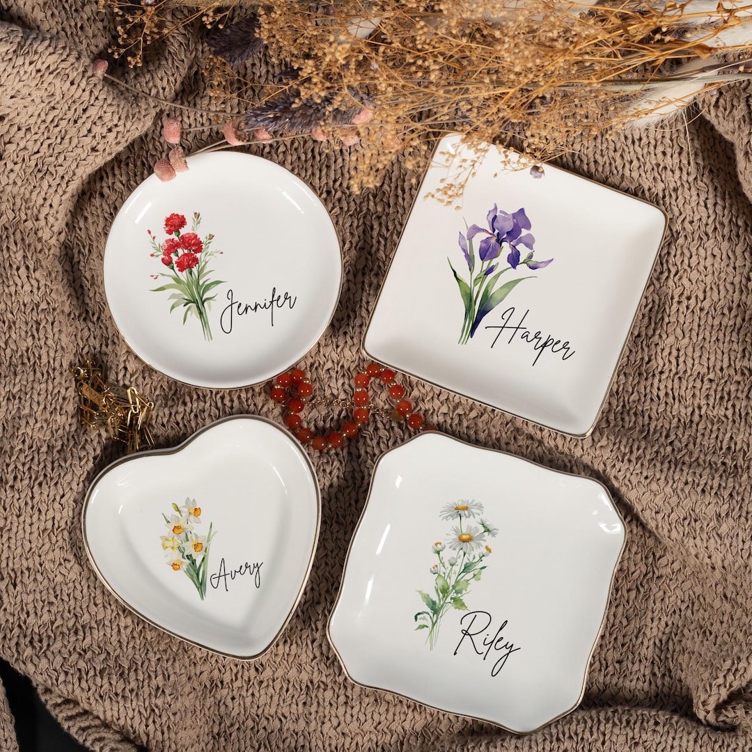 Personalized Birth Flower Trinket Dish, Custom Watercolor Flower Ring ...