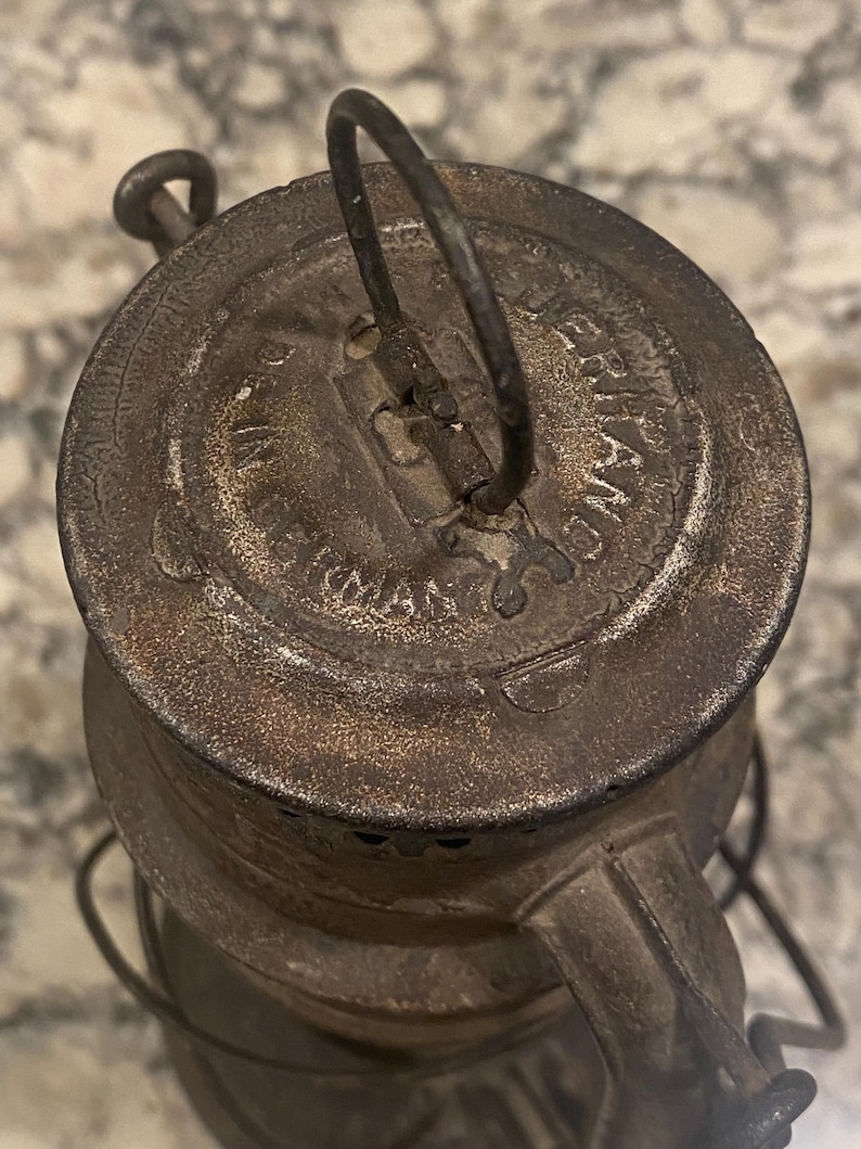 Feuerhand 275 Baby Vintage Lantern - Classic German Oil Lamp, Durable ...