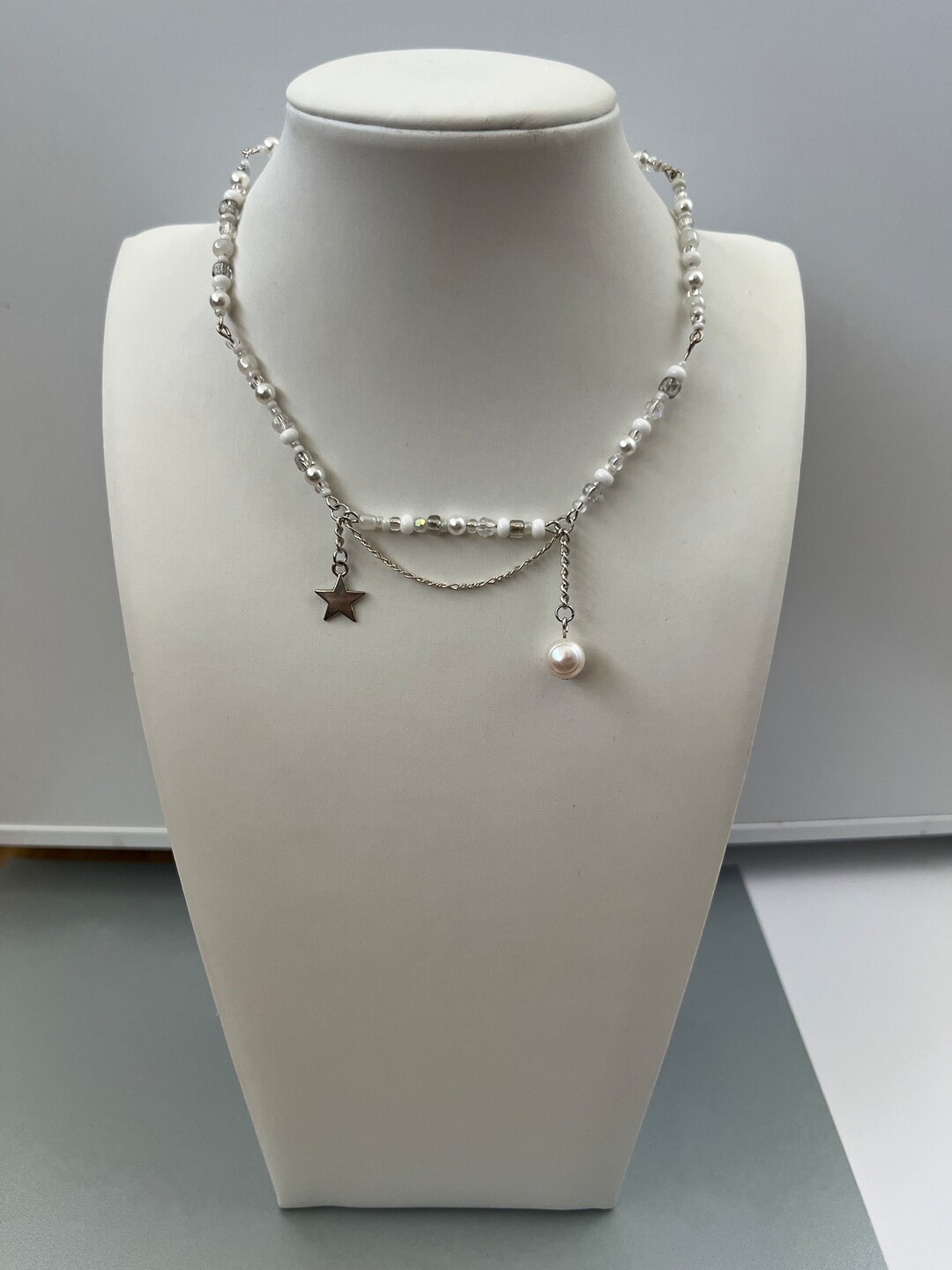 Effie Beaded White Star & Pearl Necklace - Etsy