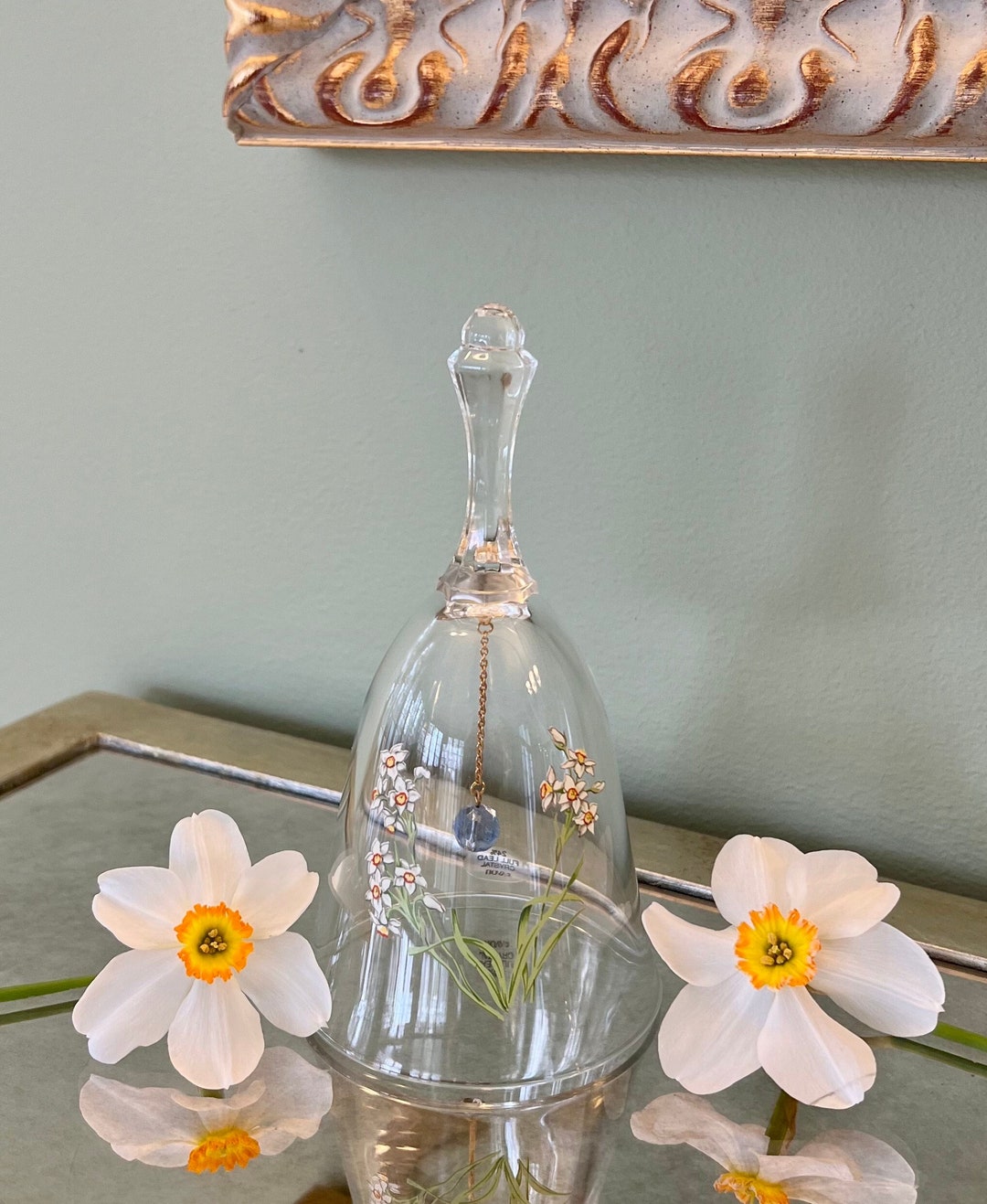 Vintage Avon Glass Bell With White Daffodils - Etsy