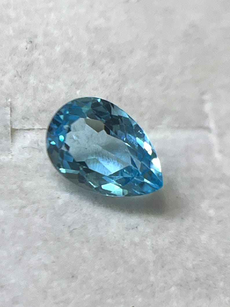 Pear Faceted Natural Blue Topaz Gemstone • 5.85 Carat Loose Stone ...