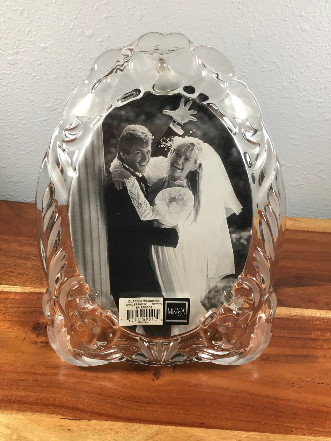 Mikasa Crystal Classic Memories Picture Frame Heavy Embossed Frosted ...