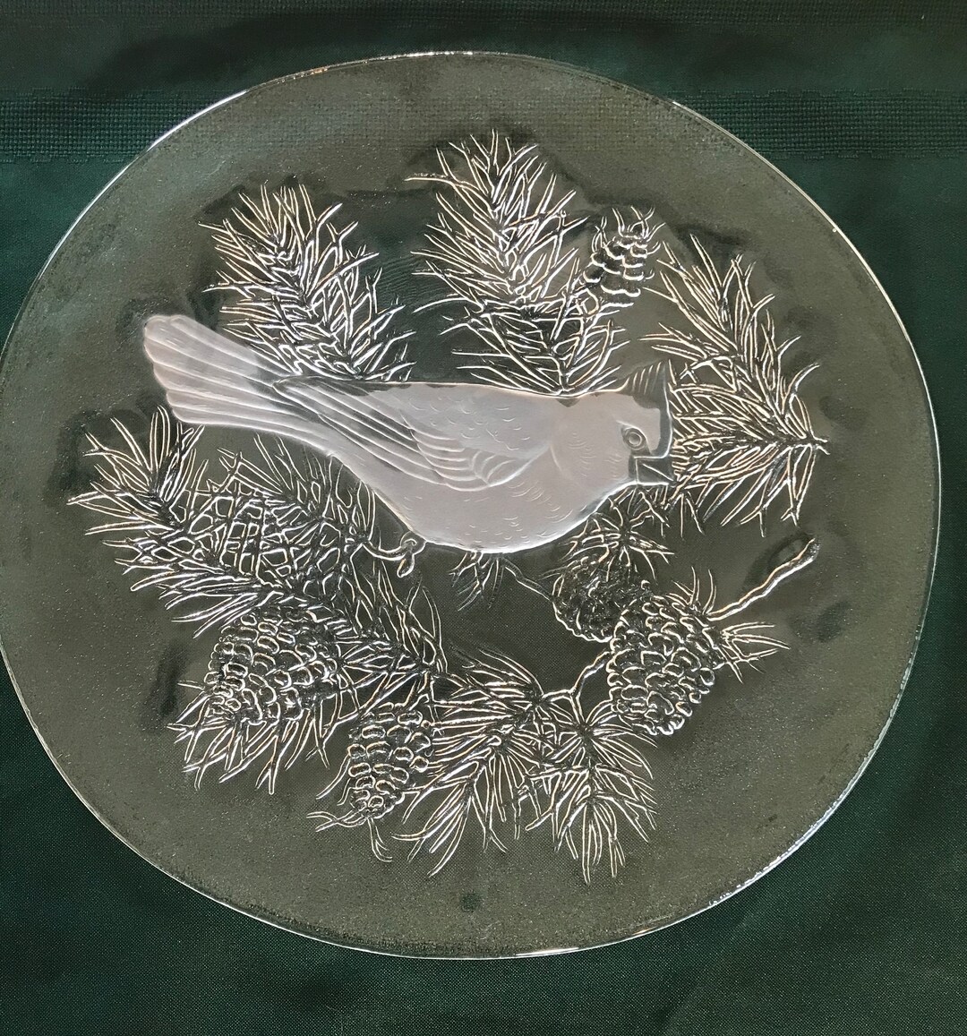 LE Smith Crystal 13 Cardinal Serving Platter Tray Etched Pinecones ...