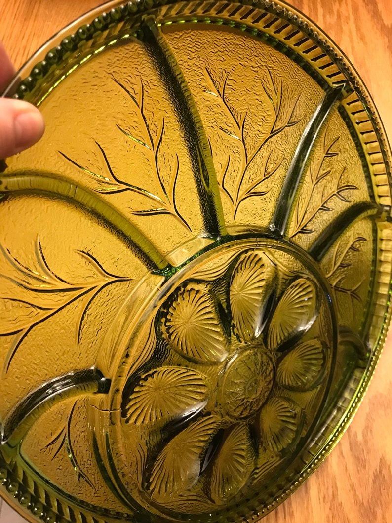 Vintage Indiana Glass Pebble Leaf Avocado Green Deviled 8 Slot - Etsy