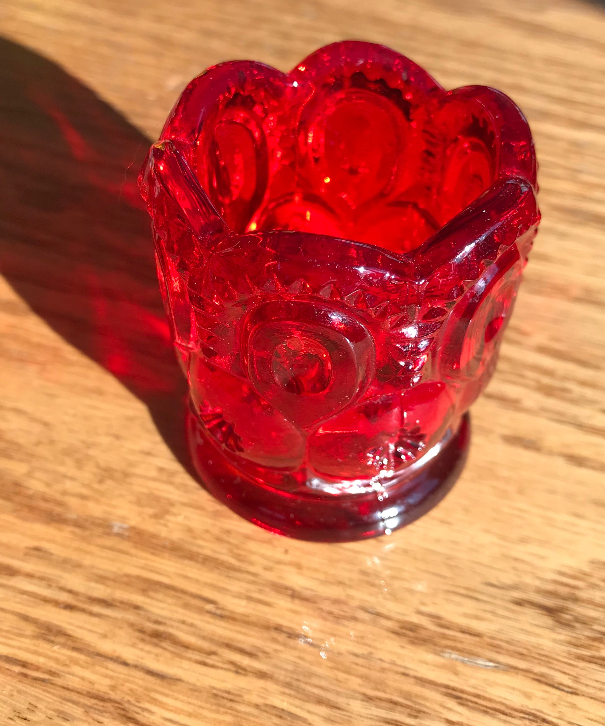LE Smith Ruby Red Moon and Stars Glass Toothpick Holder Scalloped Rim ...