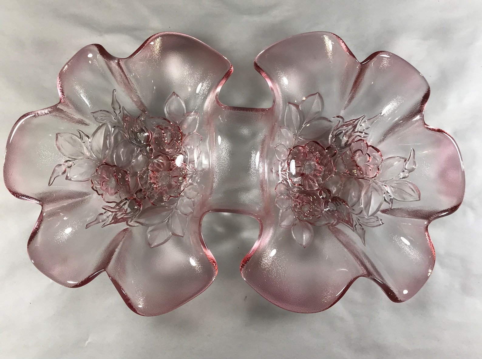 Mikasa Rosella Pink Flower Frosted Leaf Crystal Ruffled Relish ...