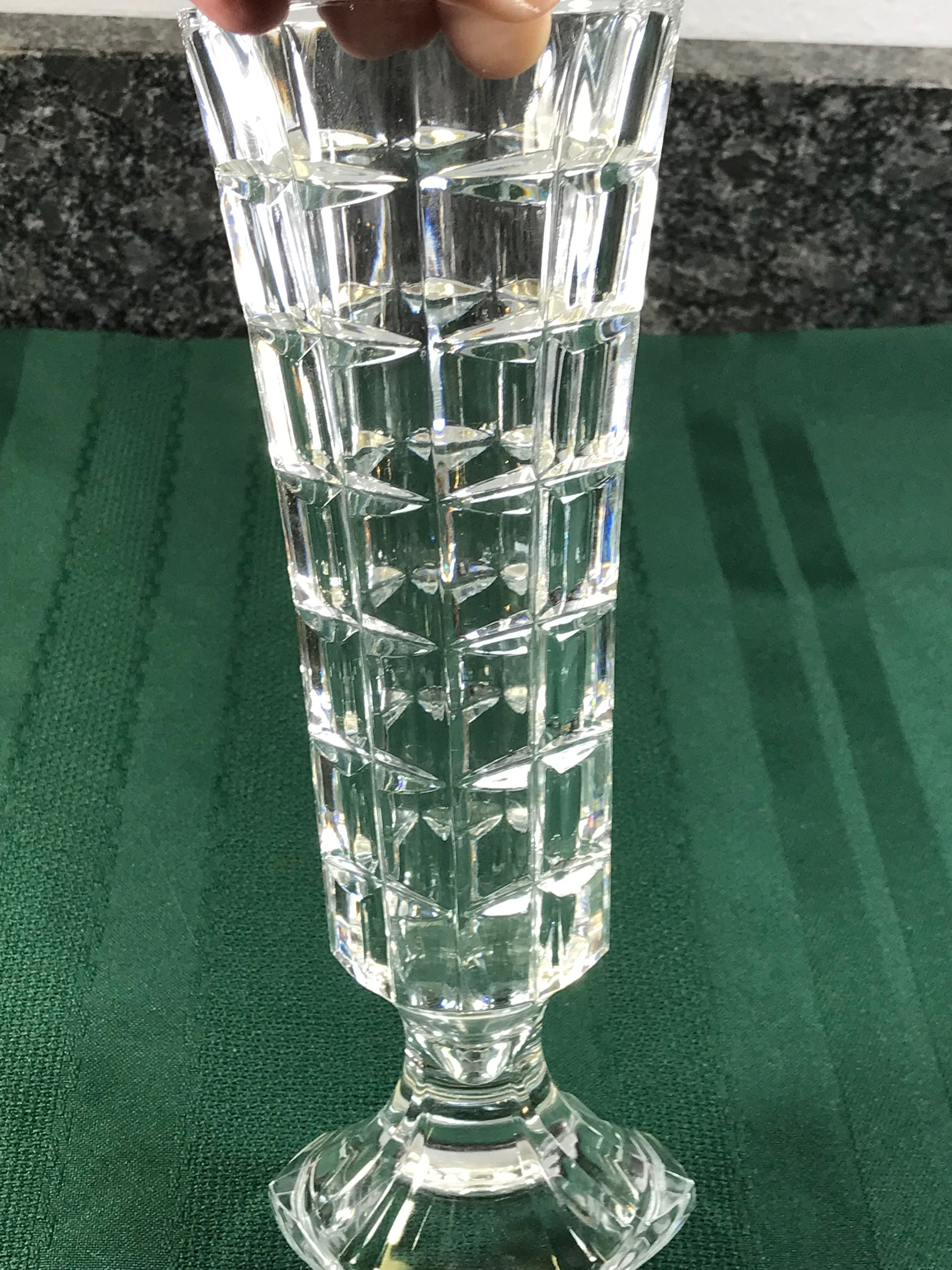 Cristal Darques 24% Lead Crystal Flower Vase Block Square Pattern ...