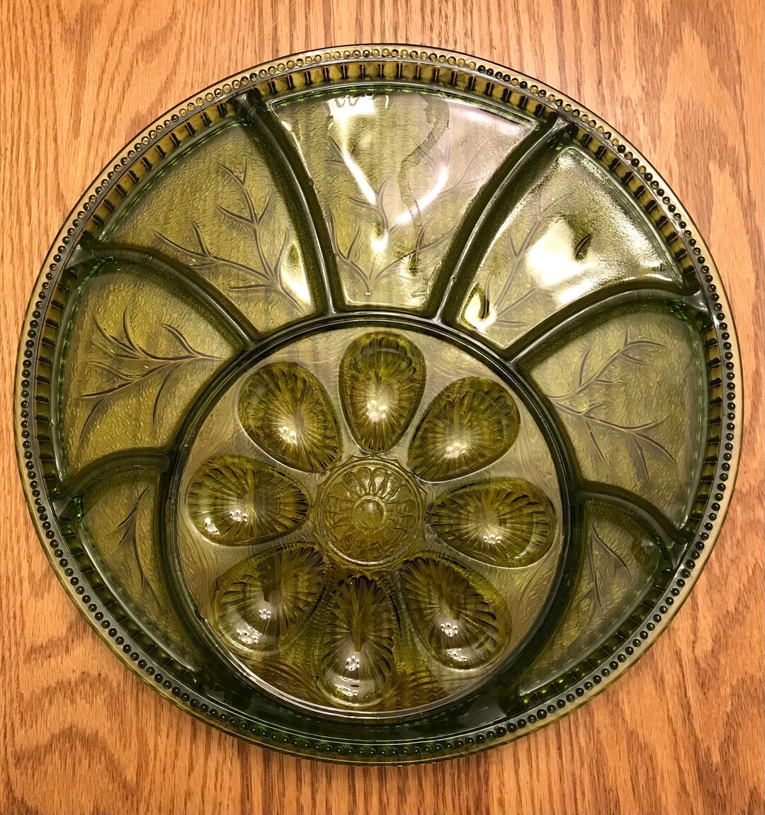 Vintage Indiana Glass Pebble Leaf Avocado Green Deviled 8 Slot - Etsy