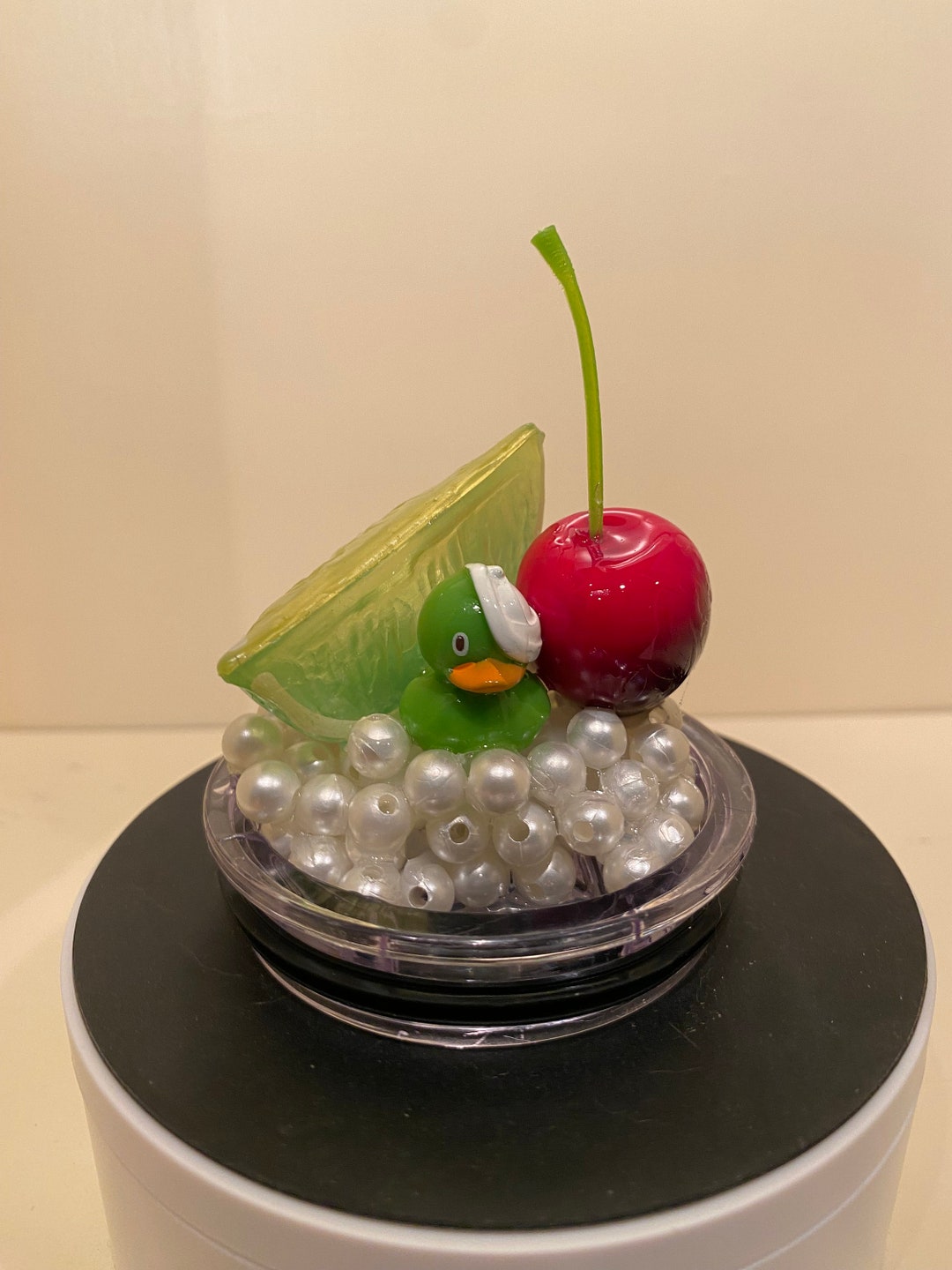 Green Sailor Duck Cherry Lime Water Pearls Topper 20oz Straight Tumbler ...