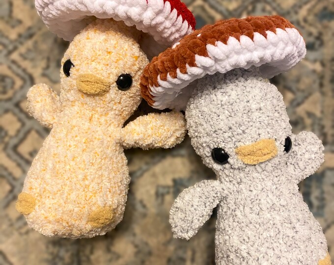 Lucy the Goosey Crochet PDF Pattern - Etsy Canada