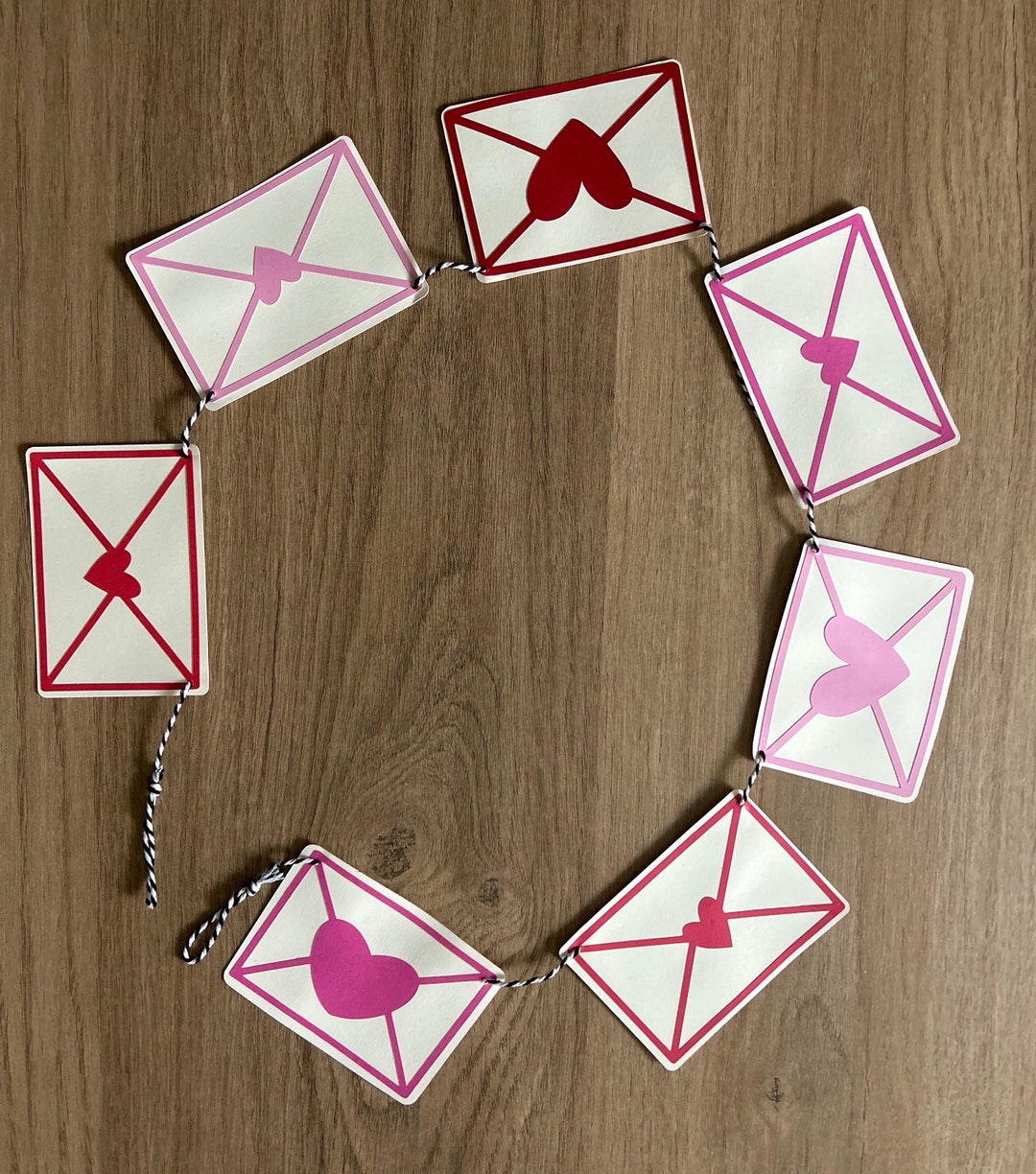 Garland: Valentines Day Envelopes - Etsy