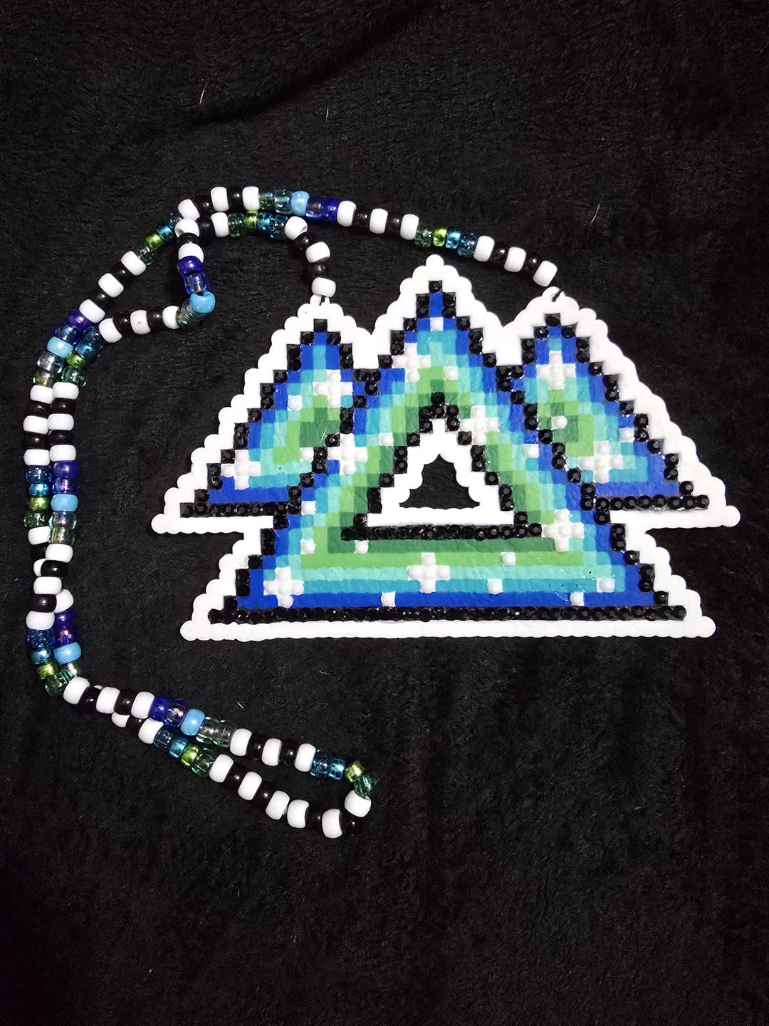 Wakaan Bedazzled Perler Necklace - Etsy