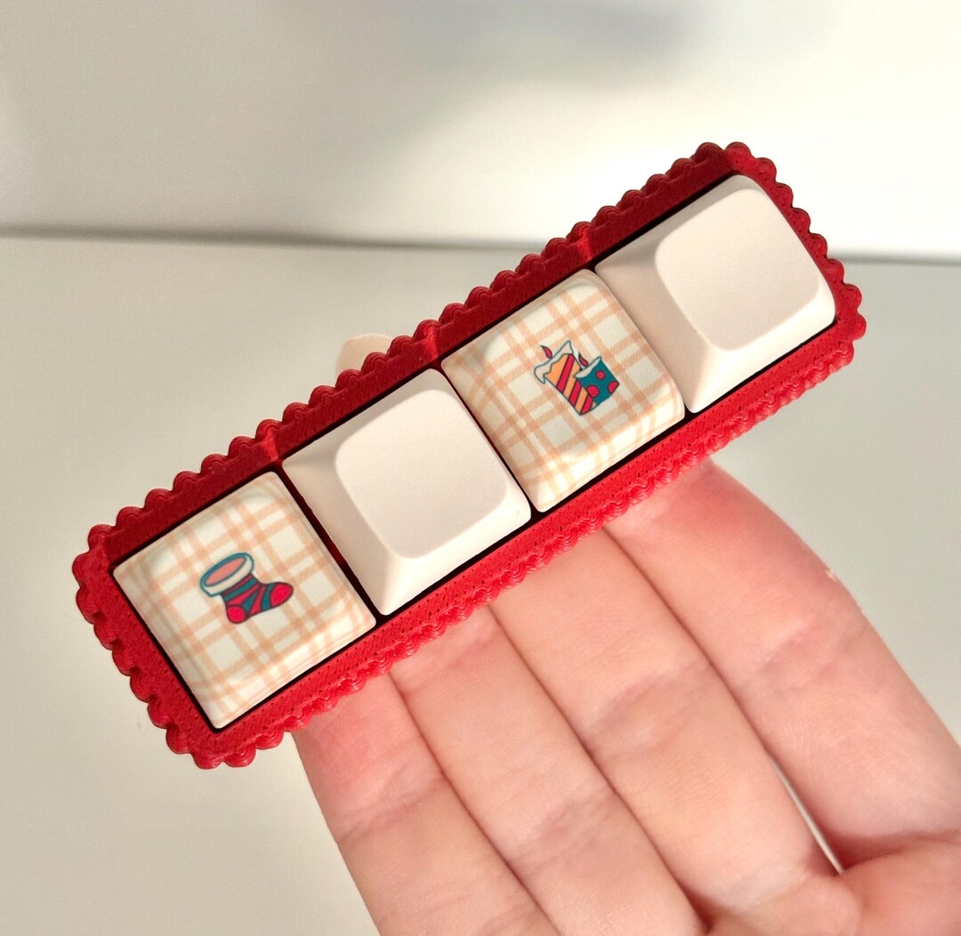 4 Button Desktop Mechanical Keyboard Fidget Toy Keychain 4 Key Sensory ...