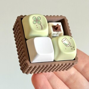 4 Button Desktop Mechanical Keyboard Fidget Toy - 4 Key Sensory ADHD ...