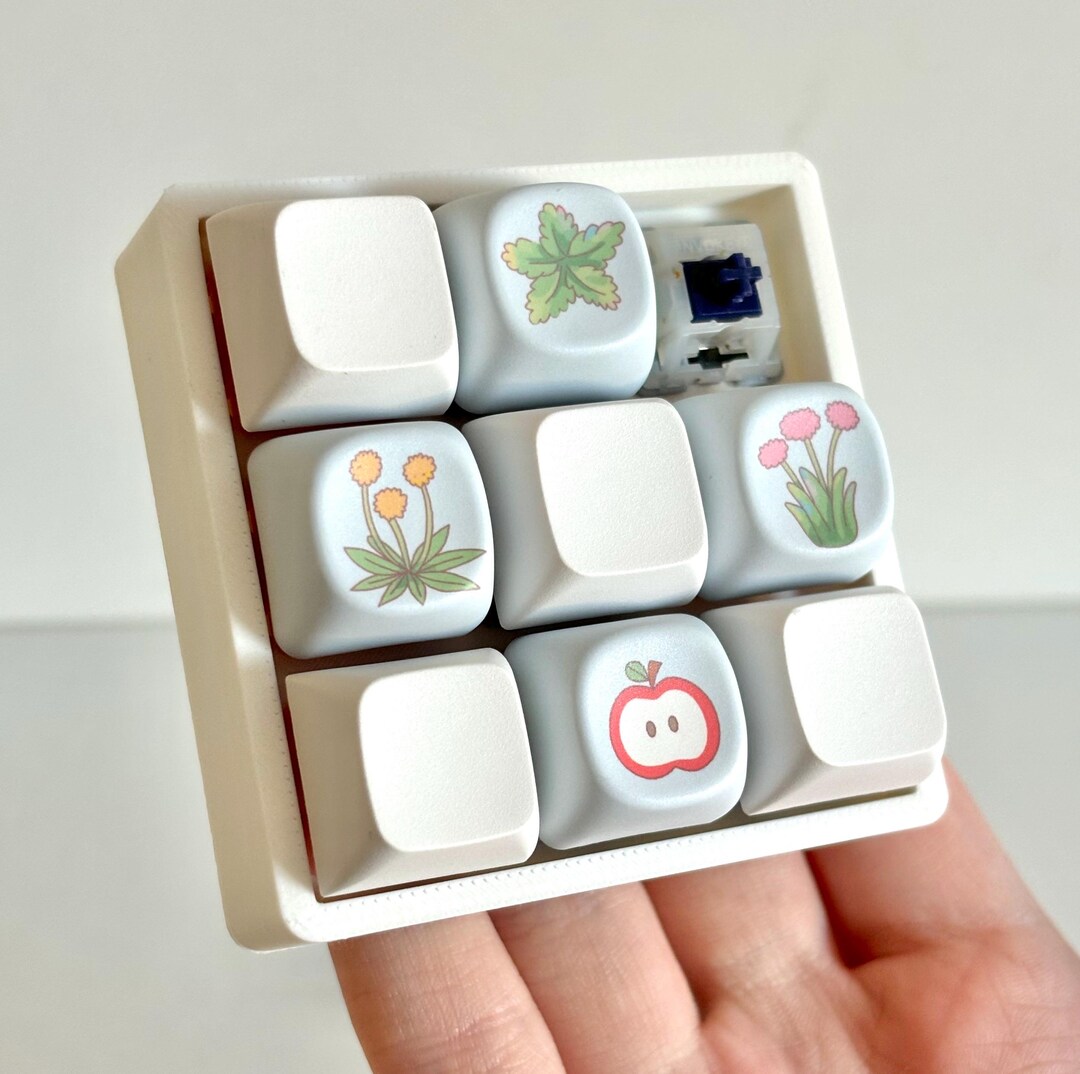 9 Button Desktop Sensory Fidget Toy - Creamy and Clicky Custom Switches ...