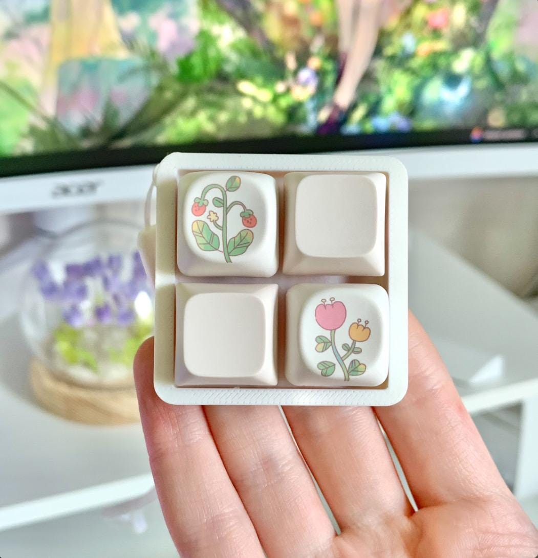 4 Button Desktop Mechanical Keyboard Fidget Toy - 4 Key Sensory ADHD ...