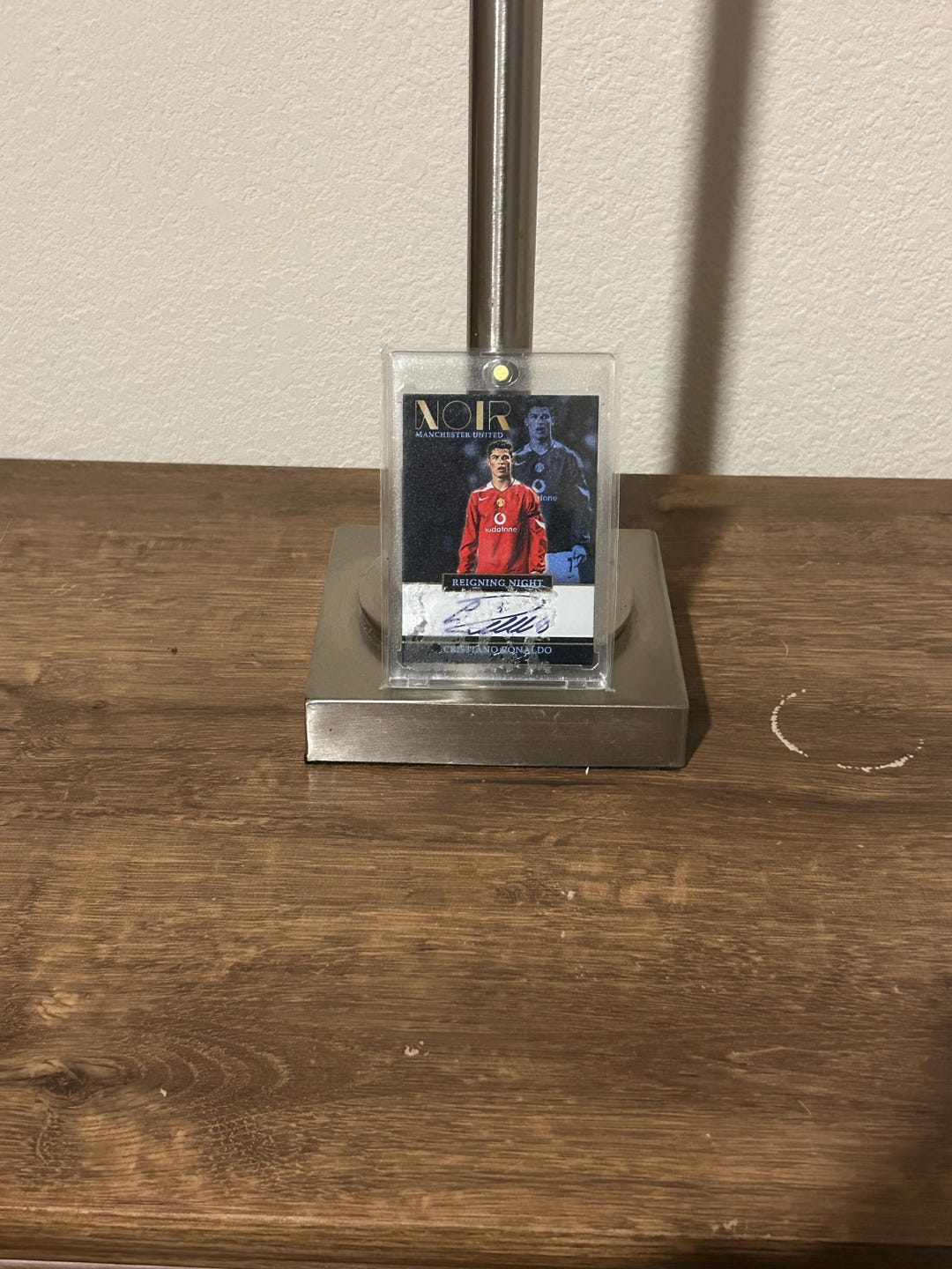 Cristiano Ronaldo Manchester United Autograph Card – NOIR Lightning ...