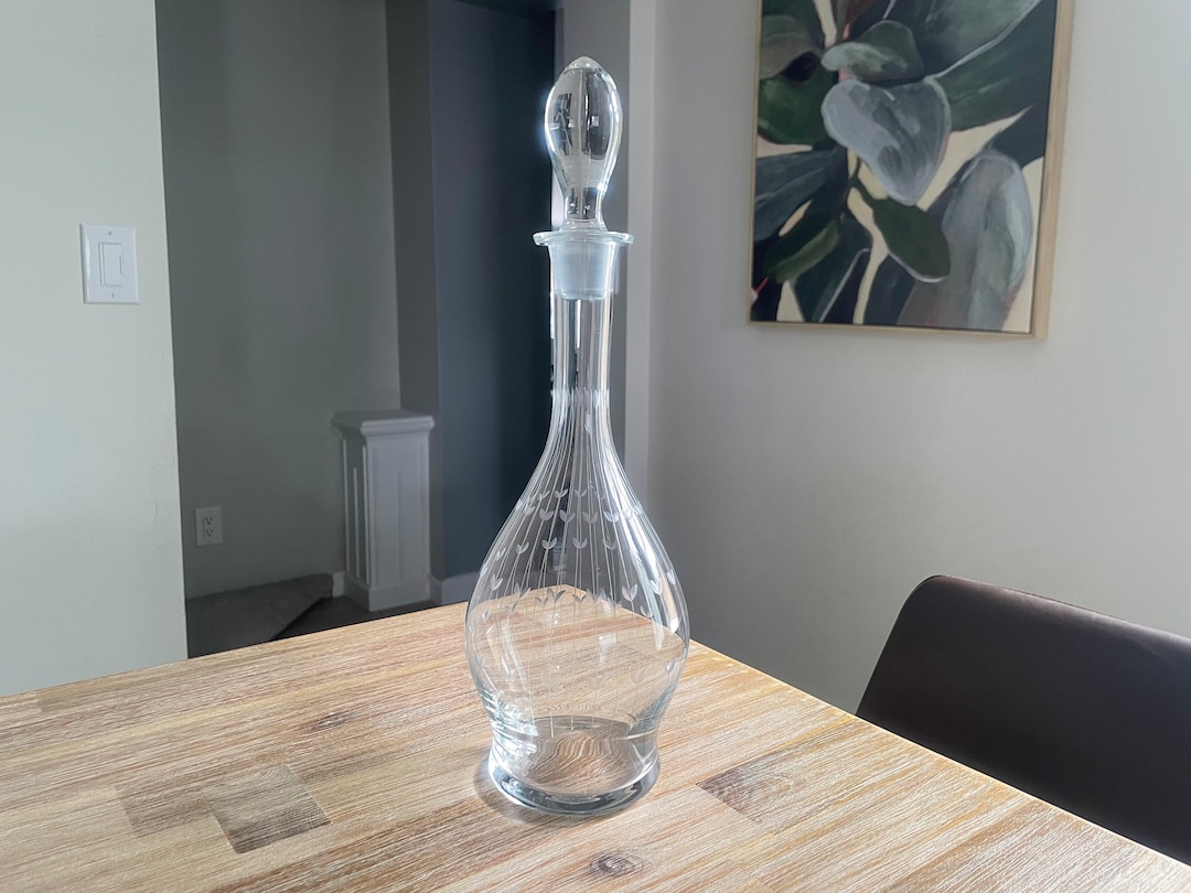 Vintage Decanter, Vertical Etched Vine, MCM - Etsy