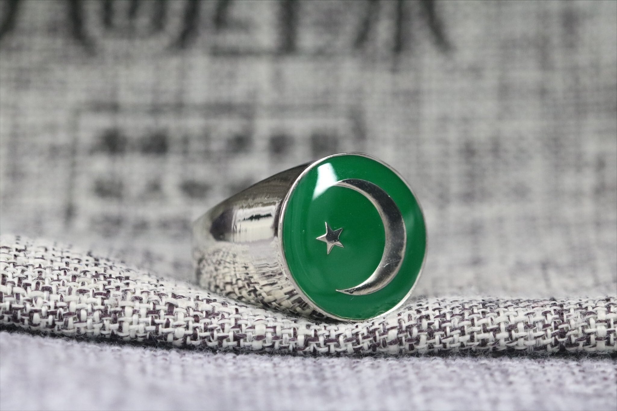 Islamic Crescent Moon and Star Ring muslim Ring True Believers Series ...