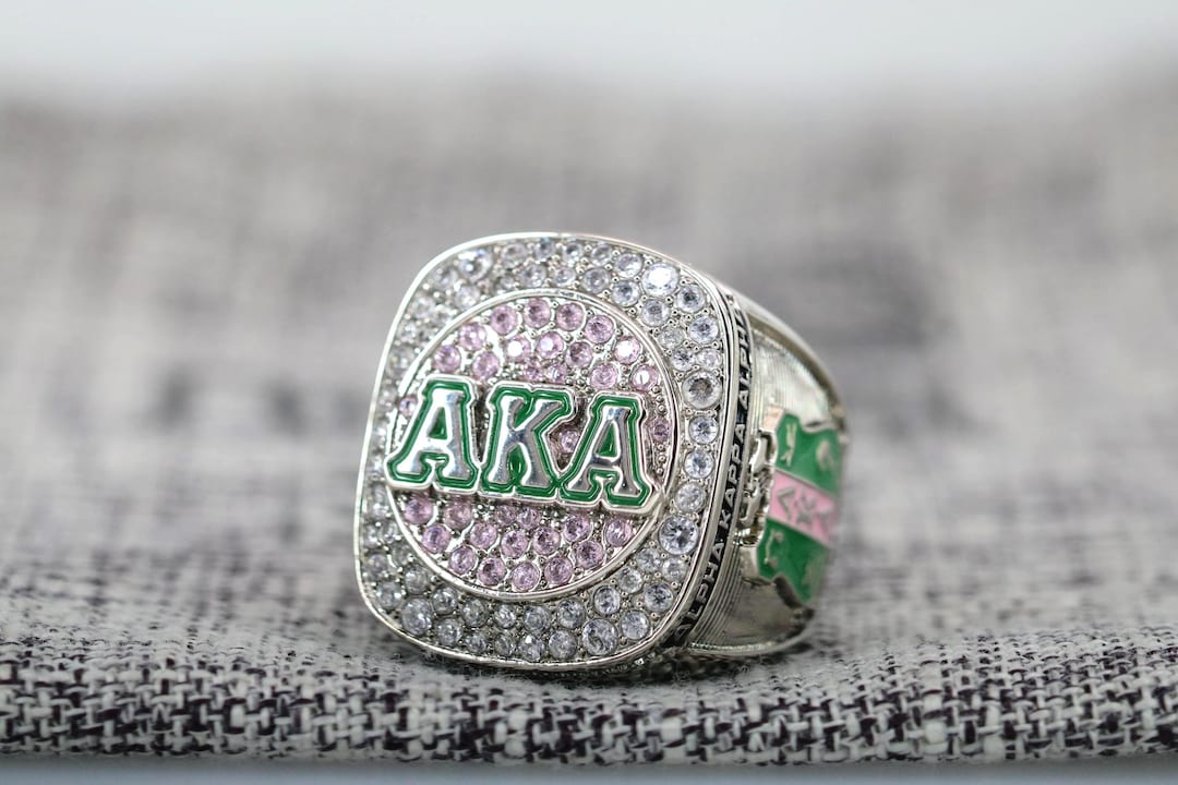 Custom Alpha Kappa Alpha Sorority Ring (AKA) - Etsy Canada