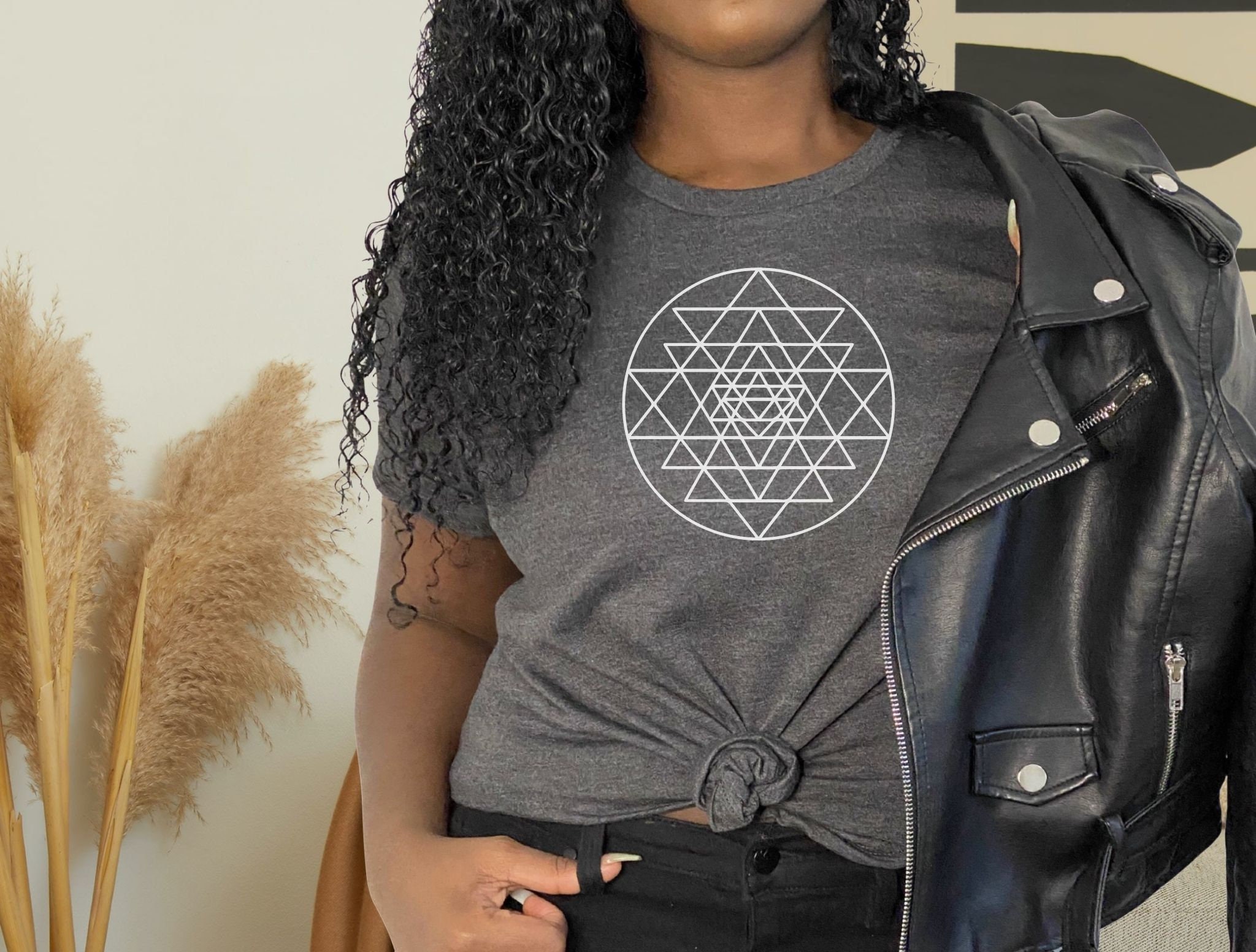 Sri Yantra Shirt, Sri Yantra T-shirt, Sacred Geometry T-shirt, Sacred ...