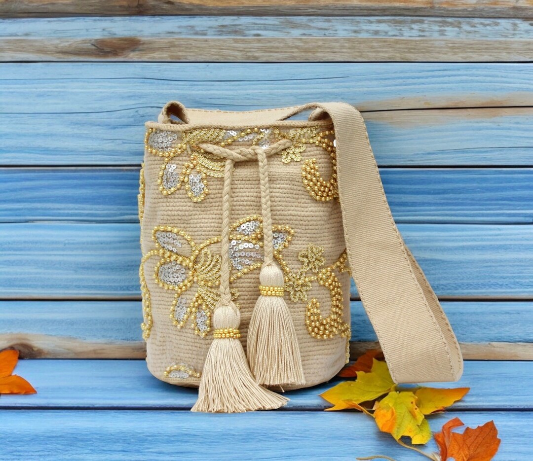 CLOE | Wayuu Colombian Bag | Beige Crossbody Bag | Handmade Large Purse ...