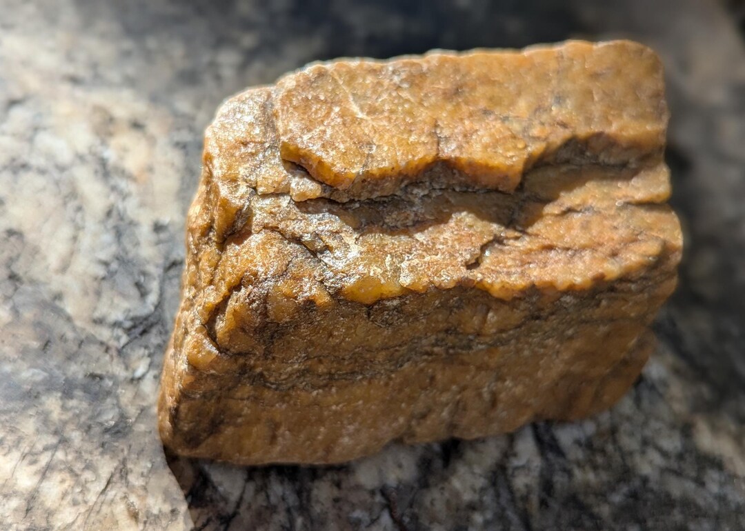 Burning-cinnamon Quartzite * 1 Lb. 6.4 Oz. Metamorphic Rock Specimen or ...