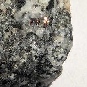 Diorite * Small, Intrusive Igneous Rock With Copper or Decorative Black ...