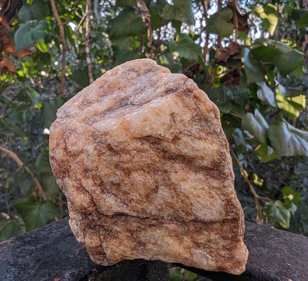 Self-standing Quartzite quartz-filled Rock 1 Lb. and 6 Oz. Metamorphic ...