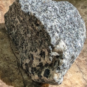 Diorite * Small, Intrusive Igneous Rock With Copper or Decorative Black ...