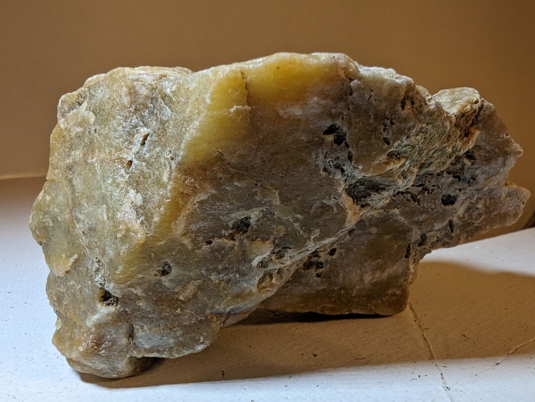Crystal-infilled Quartzite (quartz-filled Rock) * Self-standing ...