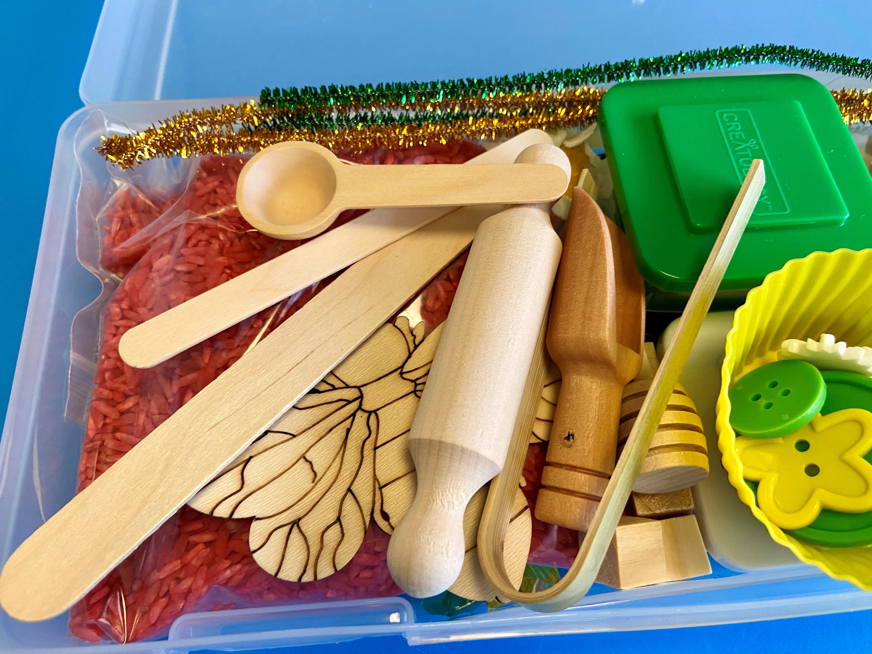 On the Spot buzzy Bee Ultimate Sensory Box Amazing Learning Sensory ...