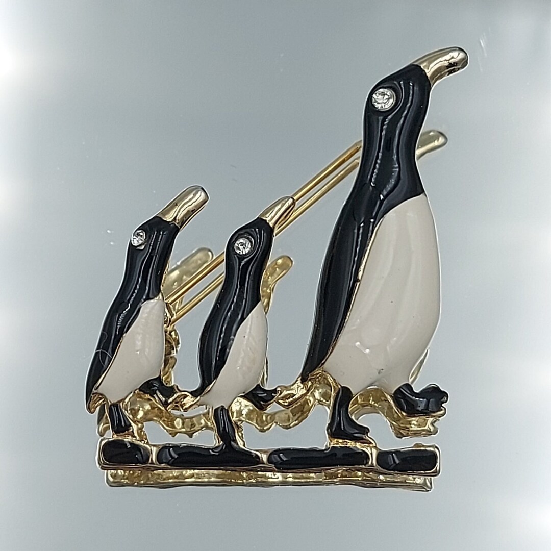 Vintage Gold Plated Penguins Brooch Camelot - Etsy