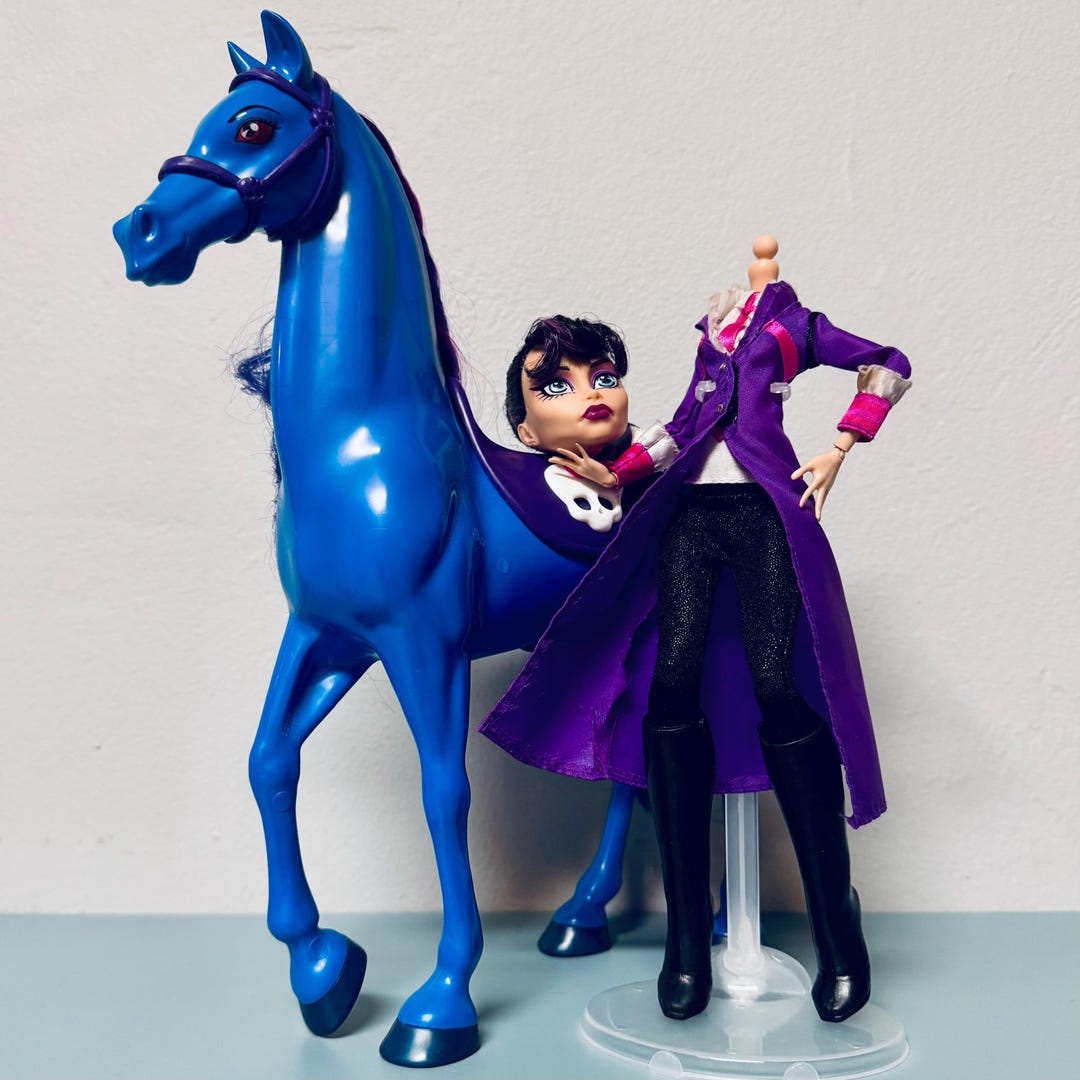 Monster High Headless Headmistress Bloodgood Doll W/nightmare Horse Toy ...