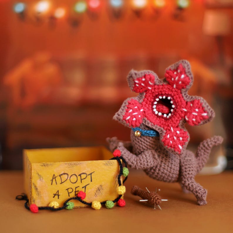 Flower Head Monster Crochet Pattern, Stranger Plant Dog Amigurumi, Sci ...