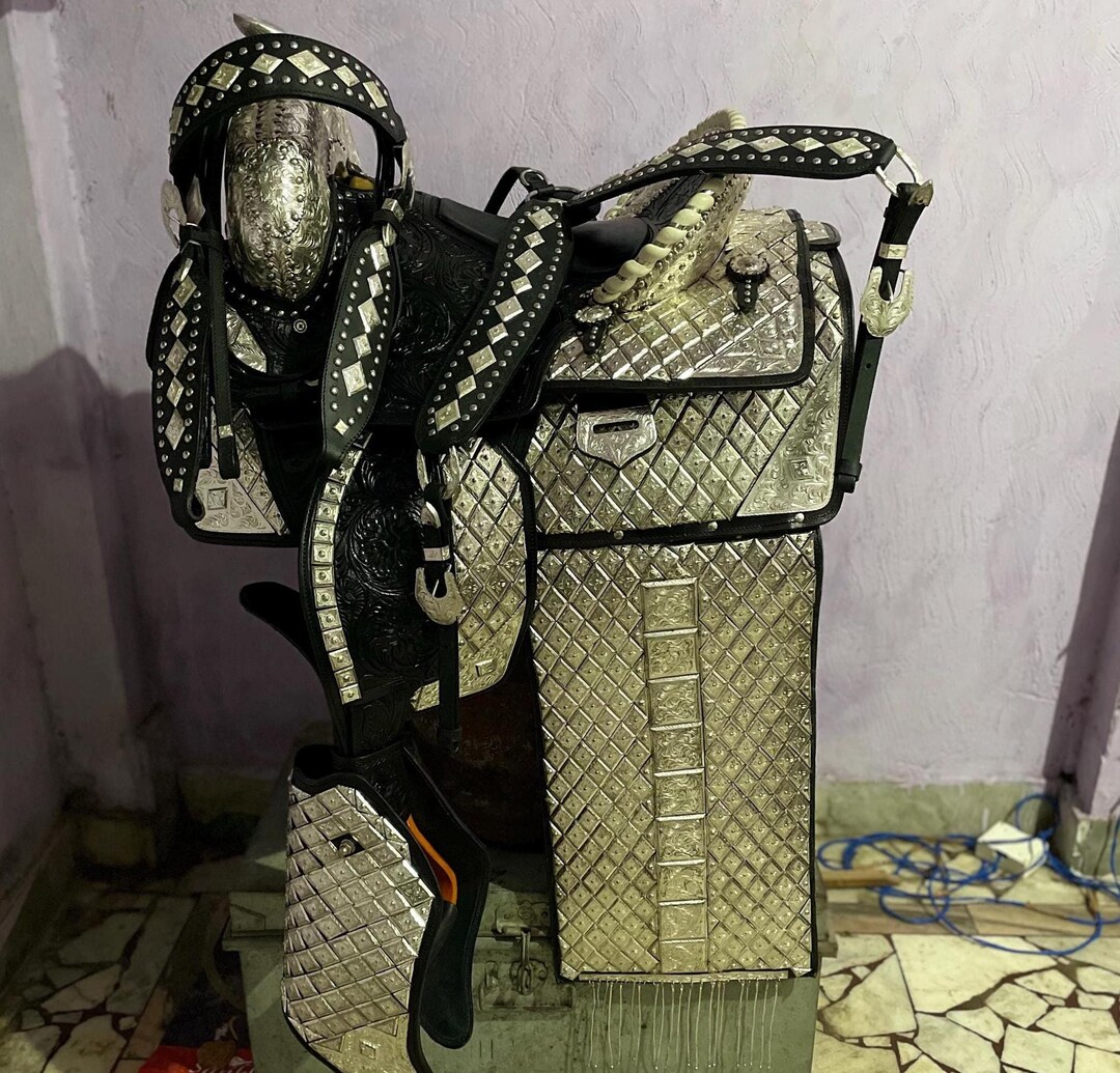 Western Heavy Duty Gorgeous Show Saddle Carved Handmade High Quality ...