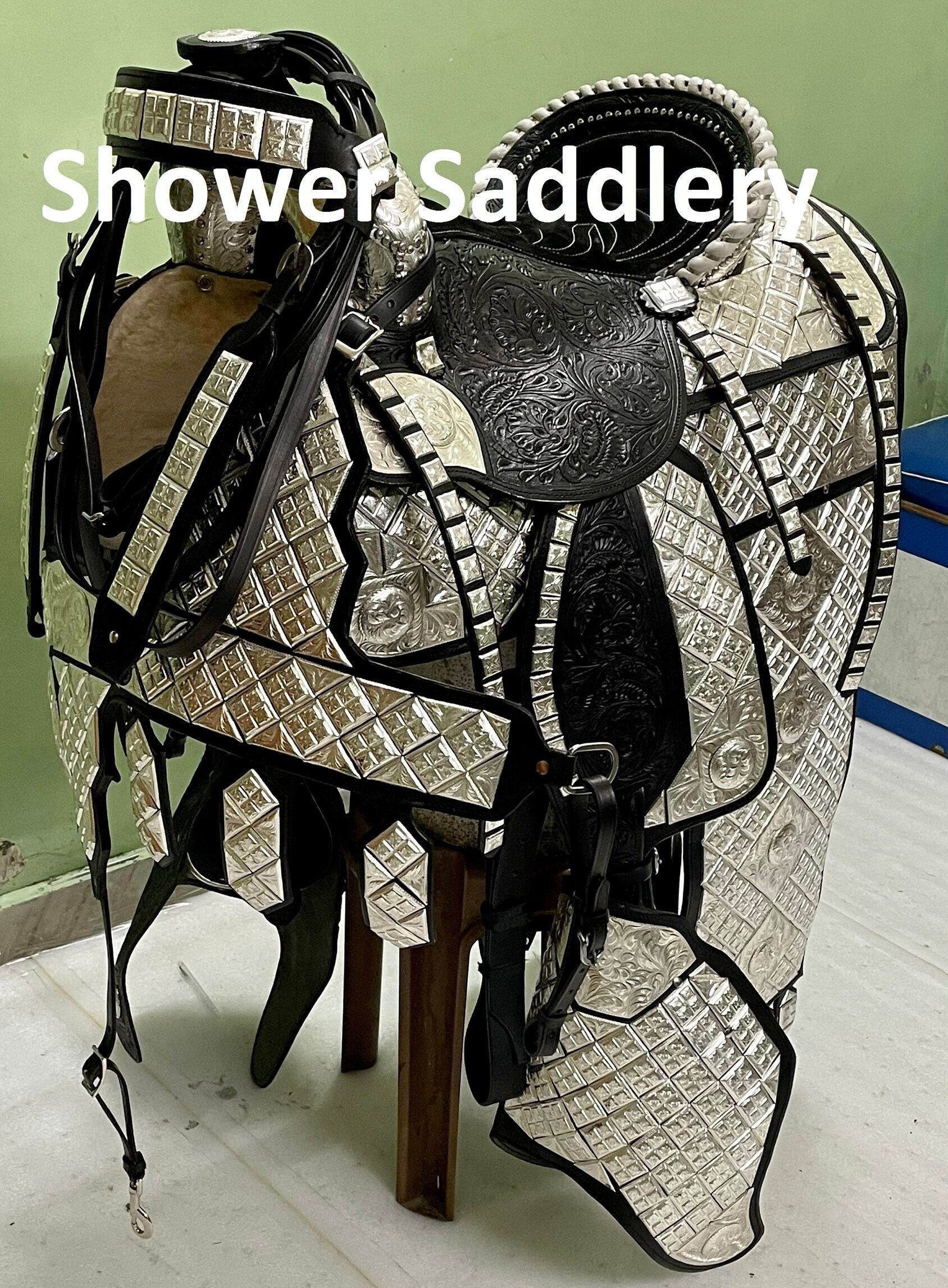 Western Heavy Duty Show Saddle Carved Handmade High Quality Leather ...