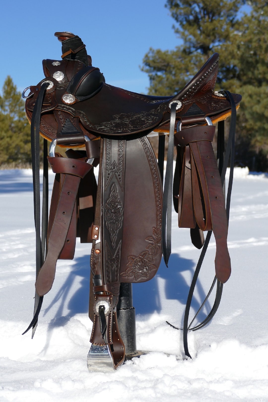 Tooled Leather Western Saddle: Horse Trail Pleasure Saddle With Head ...