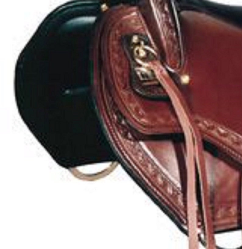 Endurance Leather Saddle: English Rigging, Border Tooling, 15-18 Inch ...