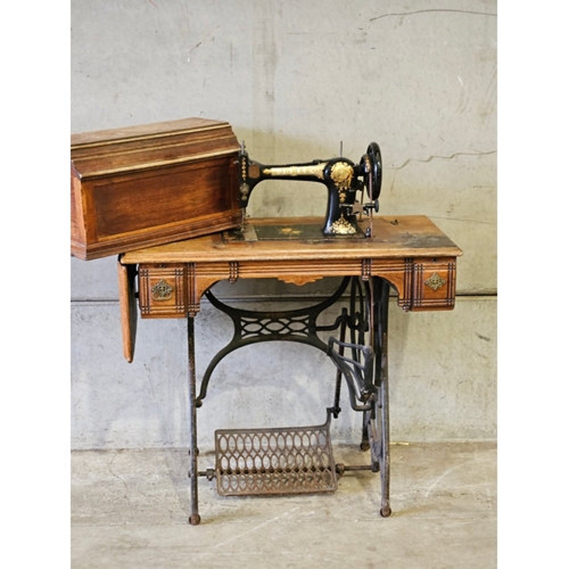 Jones Treadle Sewing Machine - Etsy UK