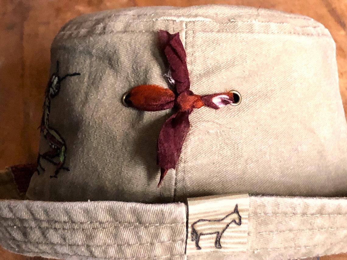 Ladies Praying Mantis Bucket Hat/beach/fishing, Khaki Colored, Hand ...